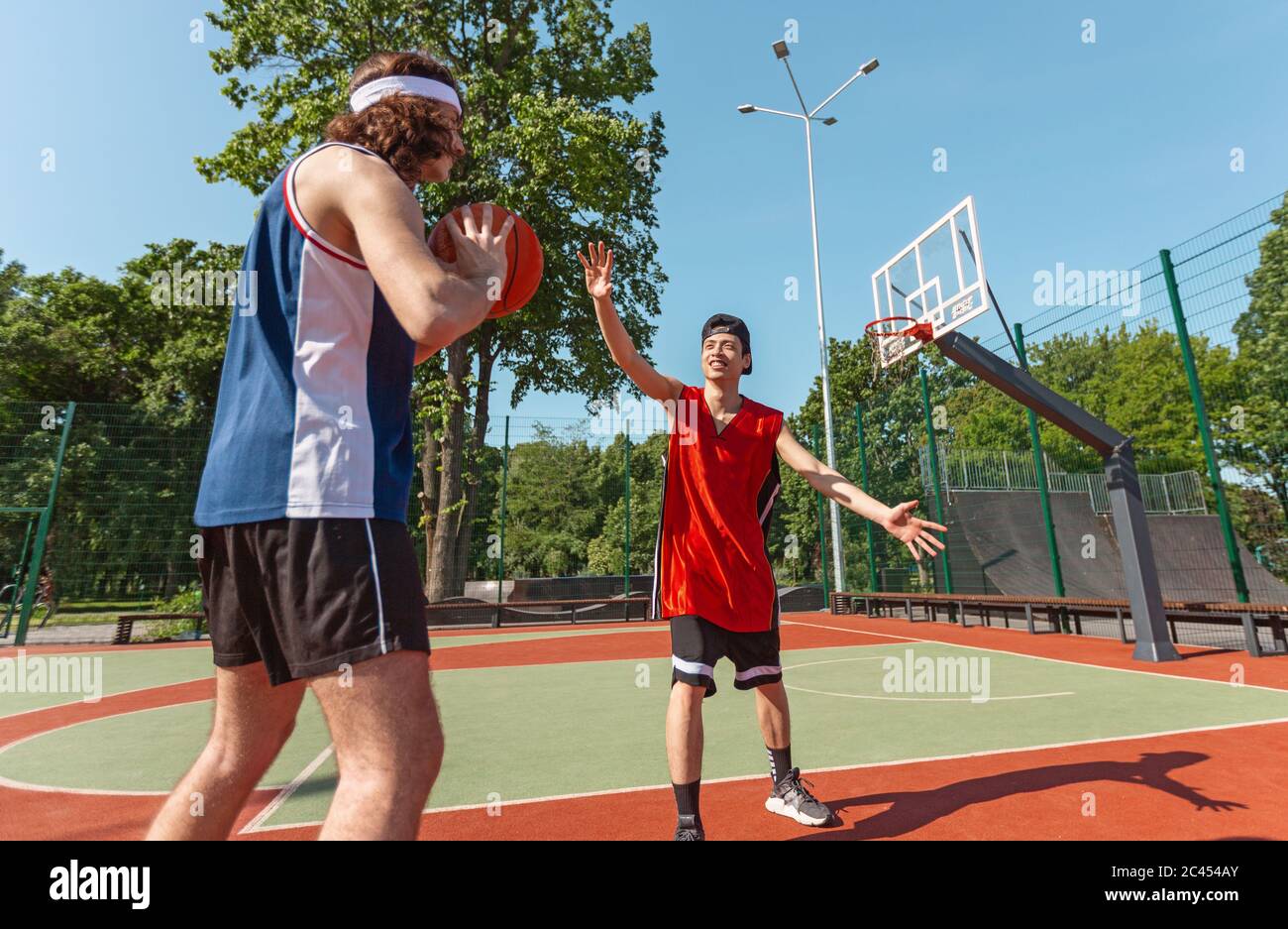 Empty outdoor basketball court basketball hi-res stock photography and ...