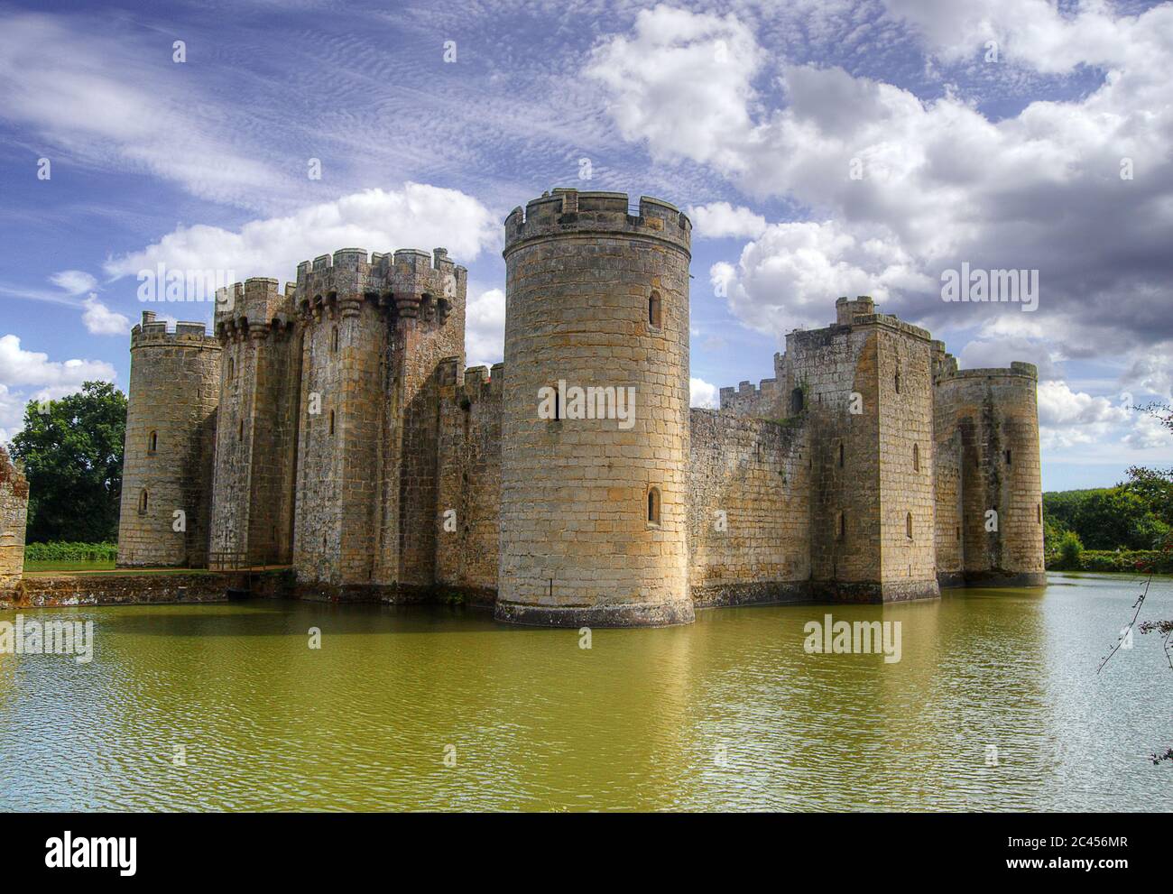 Bodiam castle, sussex hi-res stock photography and images - Alamy