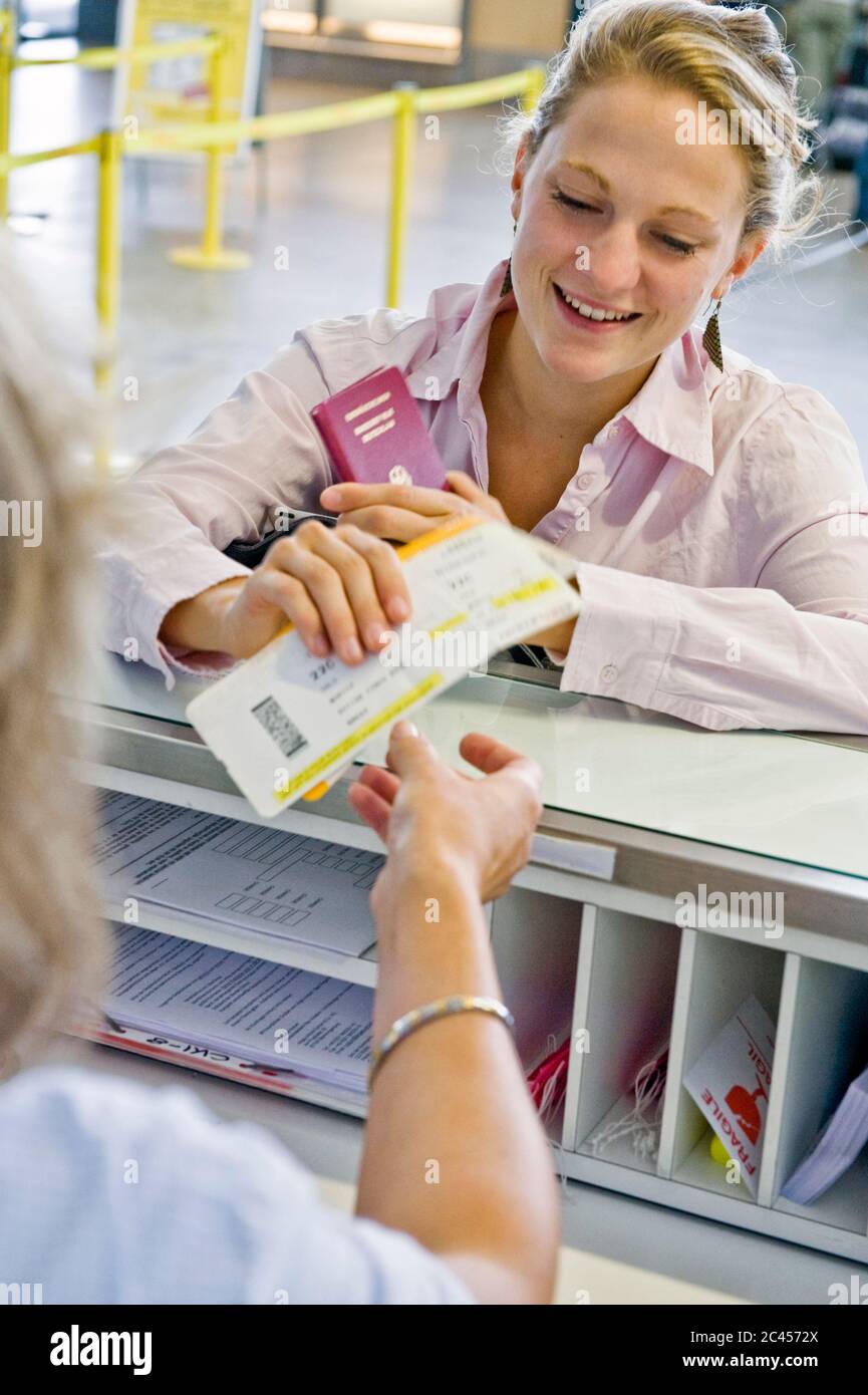Passport control hi-res stock photography and images - Alamy