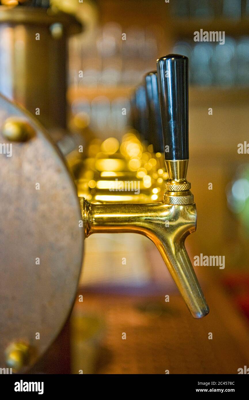 Empty bar taps hi-res stock photography and images - Alamy