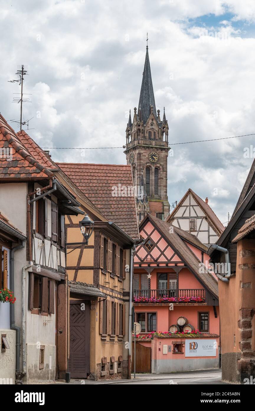 La route des vins alsace hi-res stock photography and images - Alamy