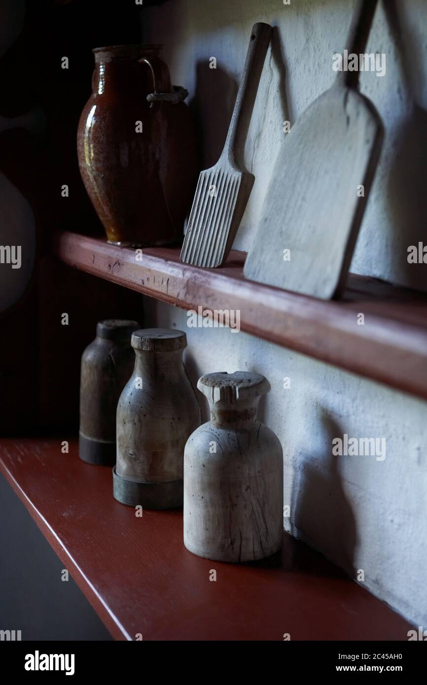 Old household items hi-res stock photography and images - Alamy