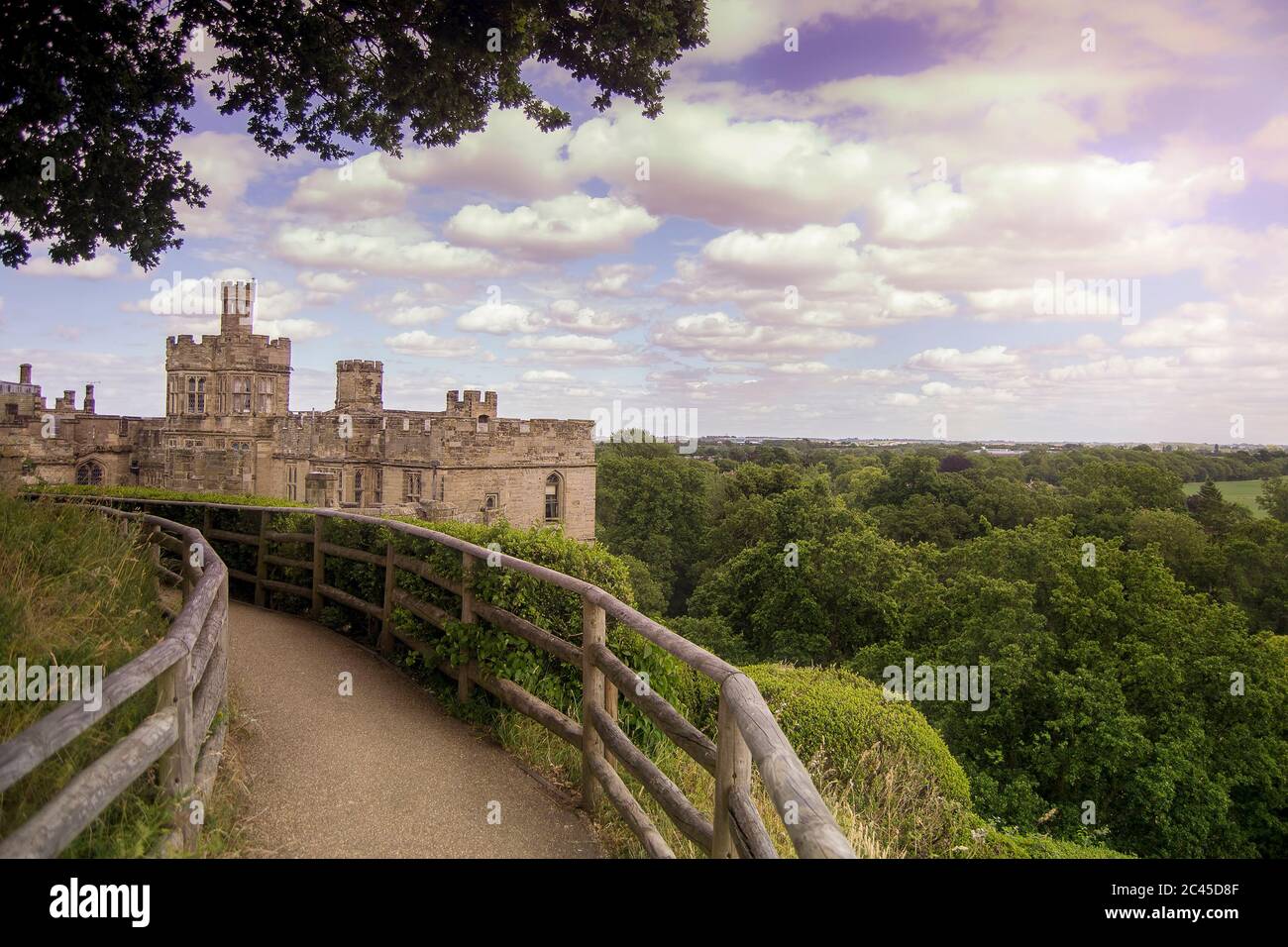 Path to Warwick castle in England, Britain Stock Photo - Alamy