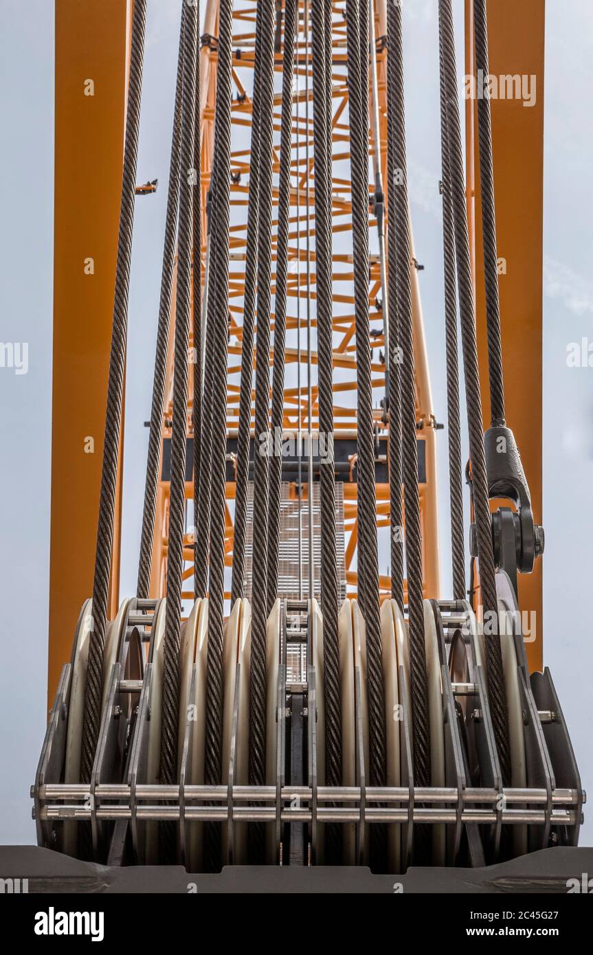 Steel cables on a crane Stock Photo - Alamy