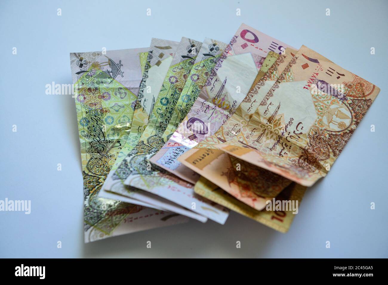 100 rial hi-res stock photography and images - Alamy