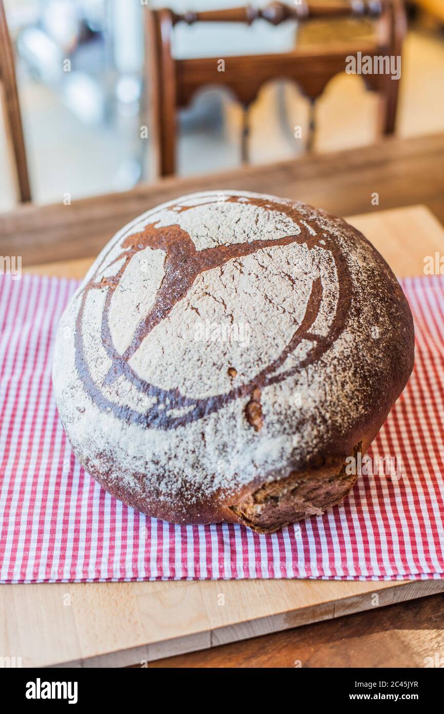 Loaf of bread in a bakery Stock Photo - Alamy