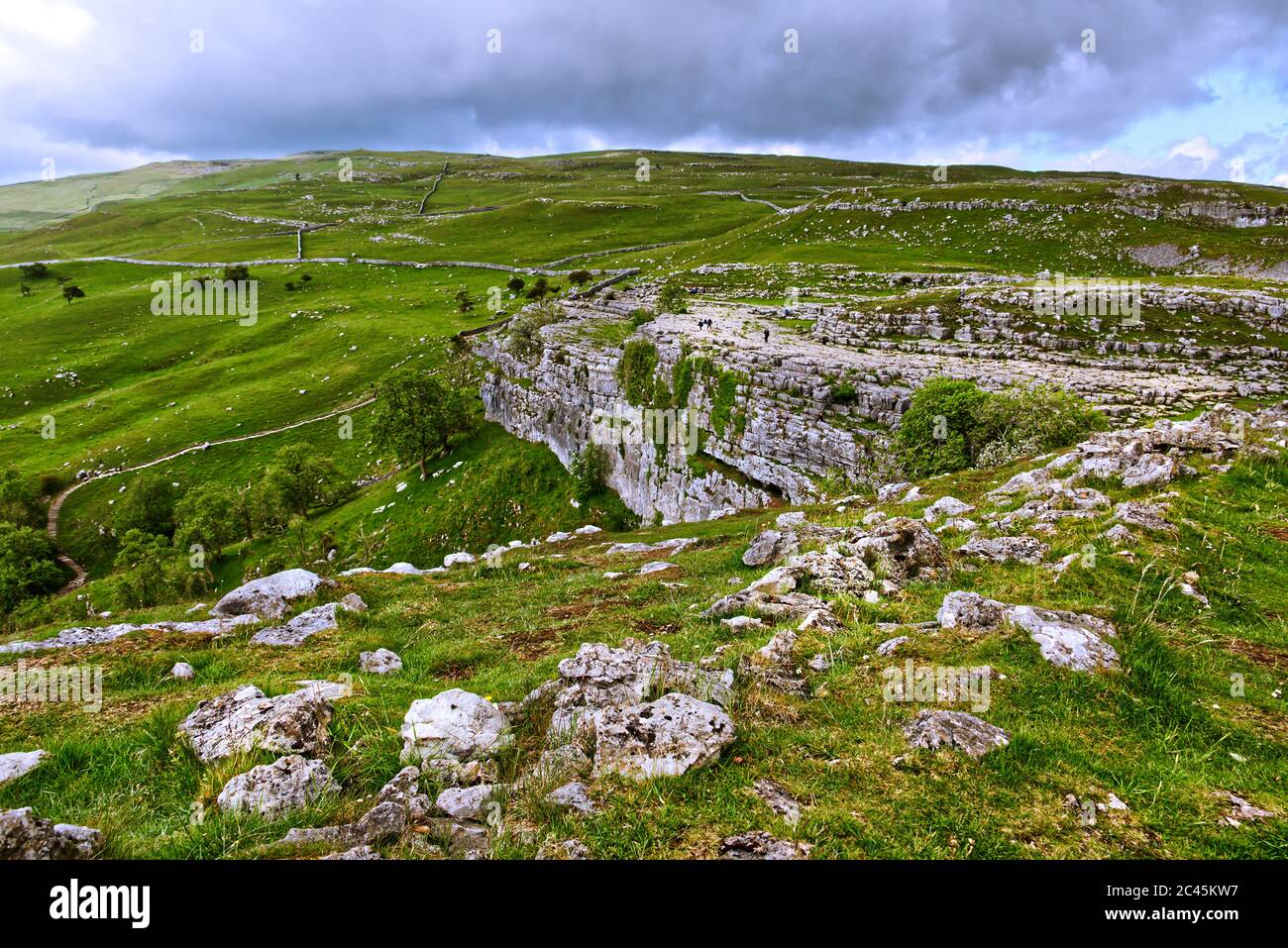 Limestone pavement at Malham Cove, Malham, Yorkshire Dales, UK Stock ...
