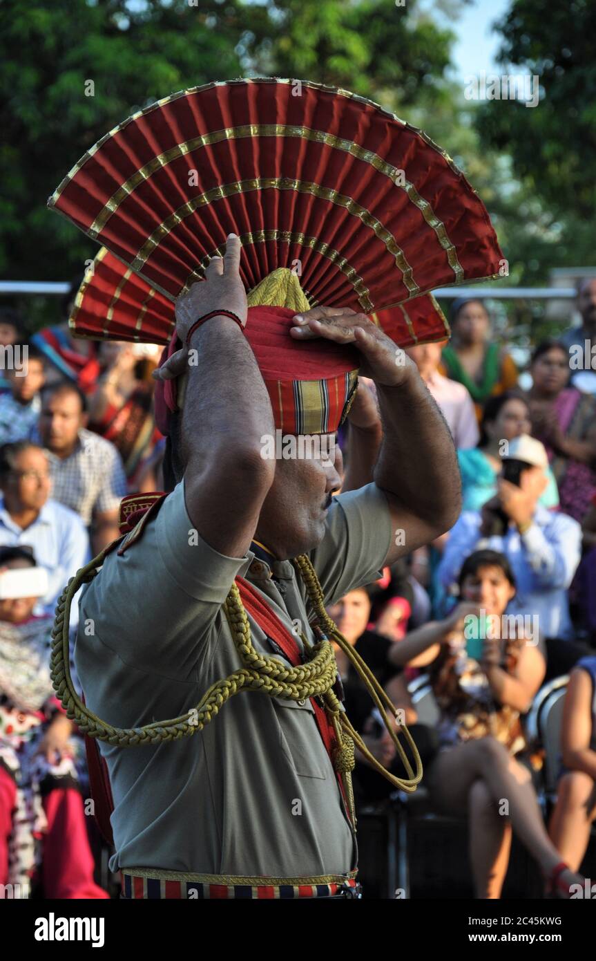 Wagah-Attari border ceremony, India Stock Photo - Alamy