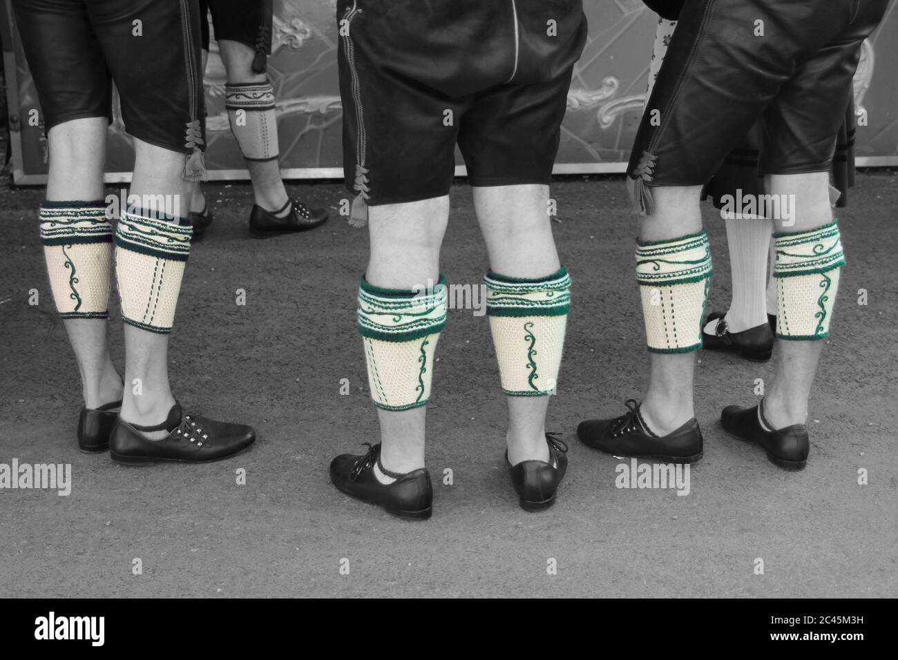 Men in traditional clothing at the Oktoberfest in Munich, Bavaria ...