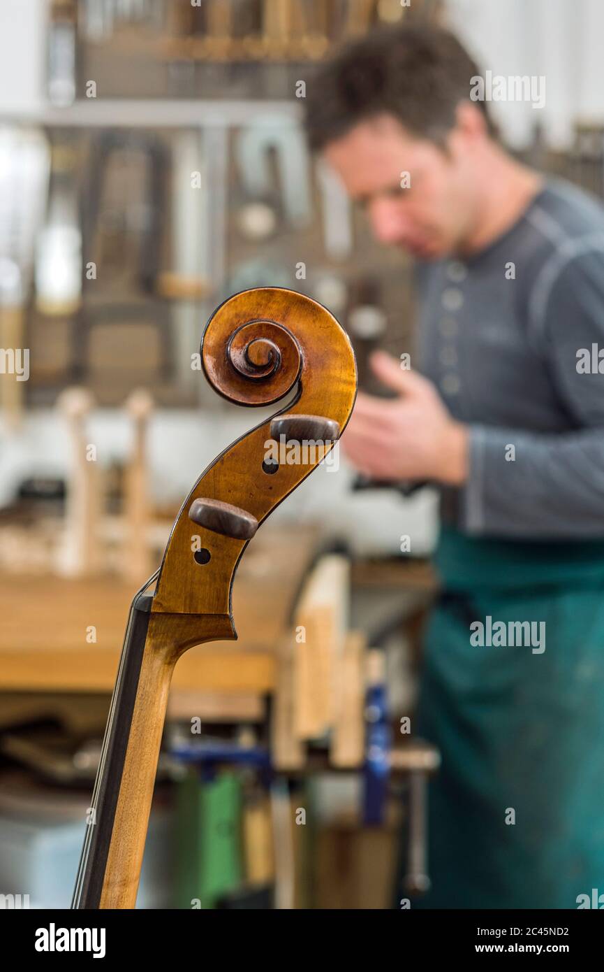 The snail maker hi-res stock photography and images - Alamy