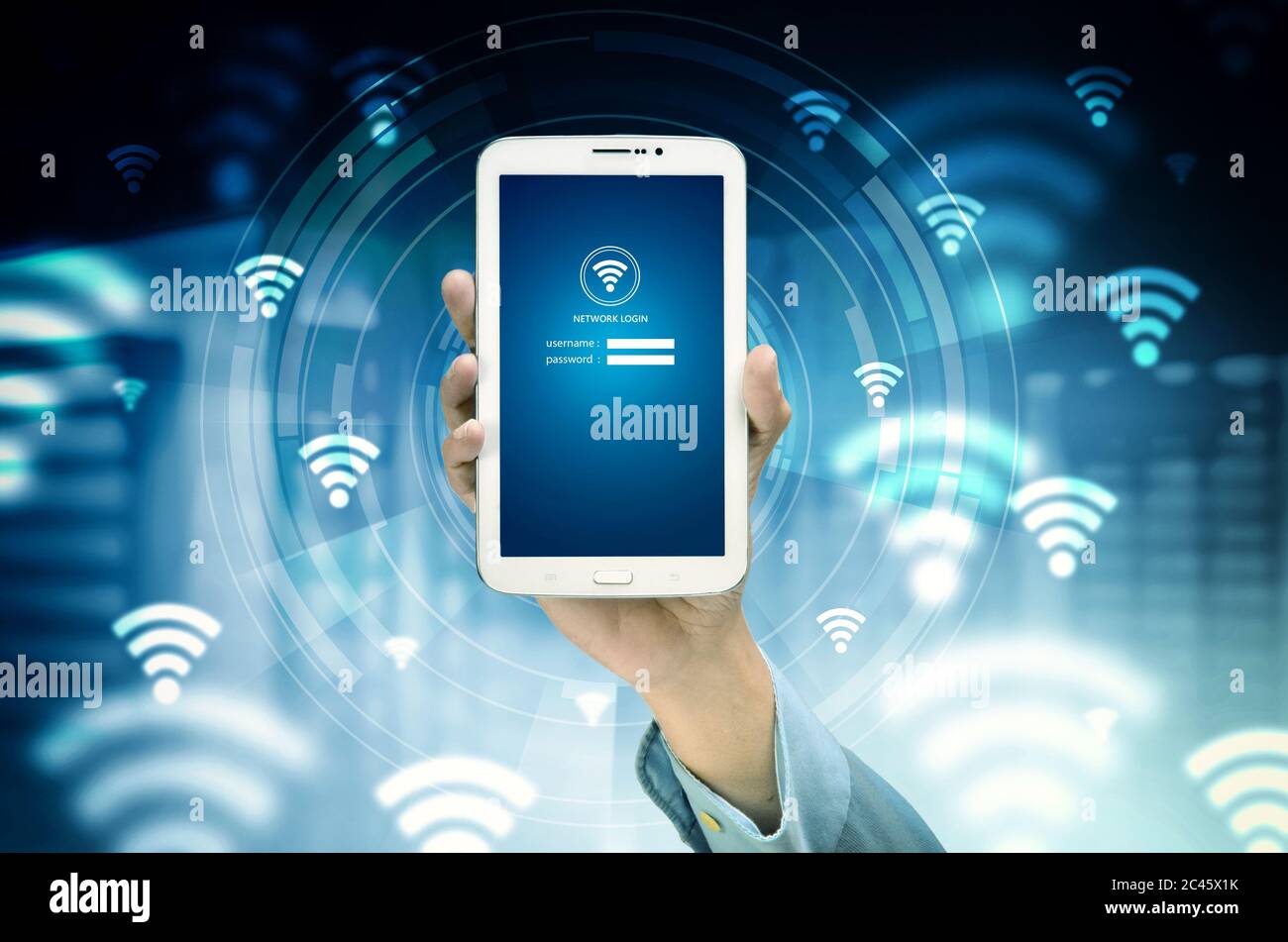 Wifi in camera hi-res stock photography and images - Alamy