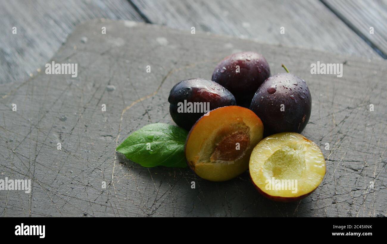 Whole plumb hi-res stock photography and images - Alamy