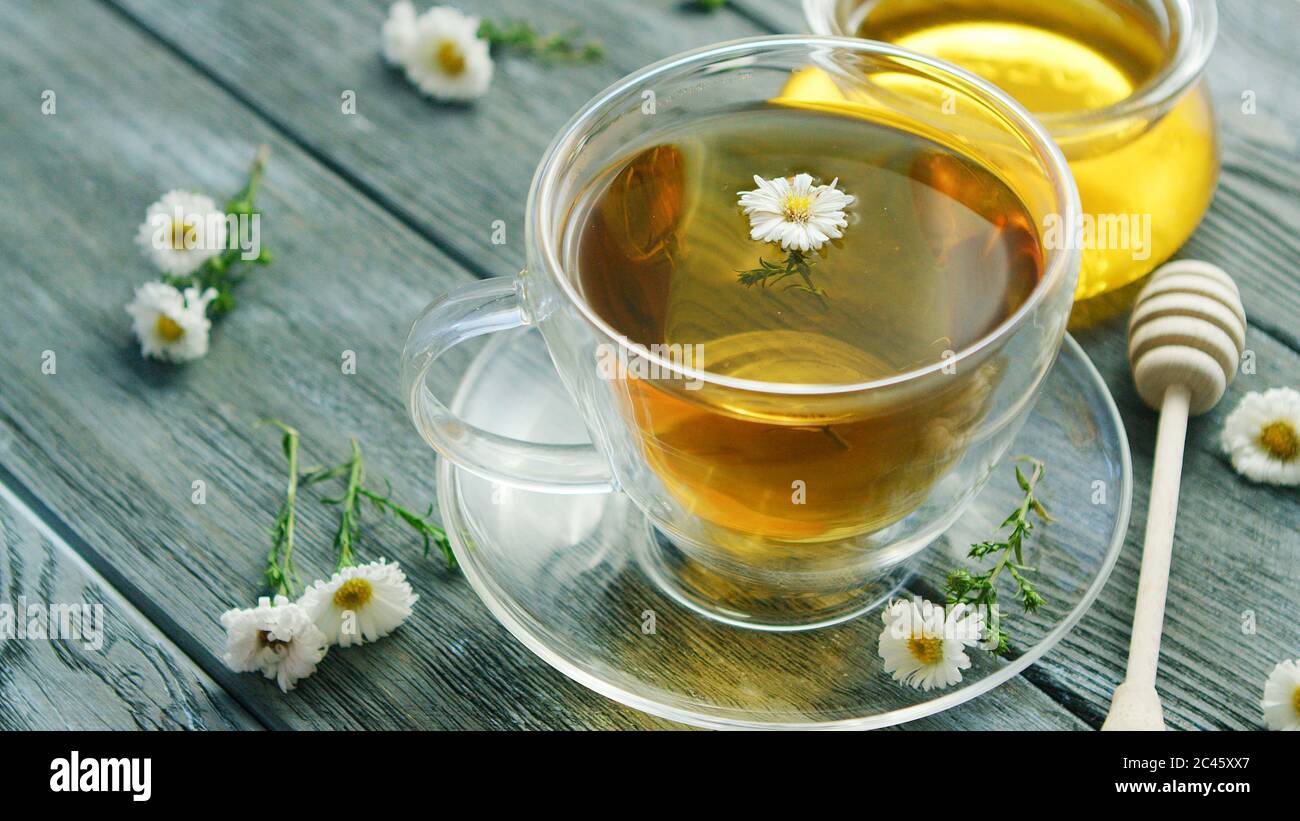 Camomile tea hi-res stock photography and images - Alamy