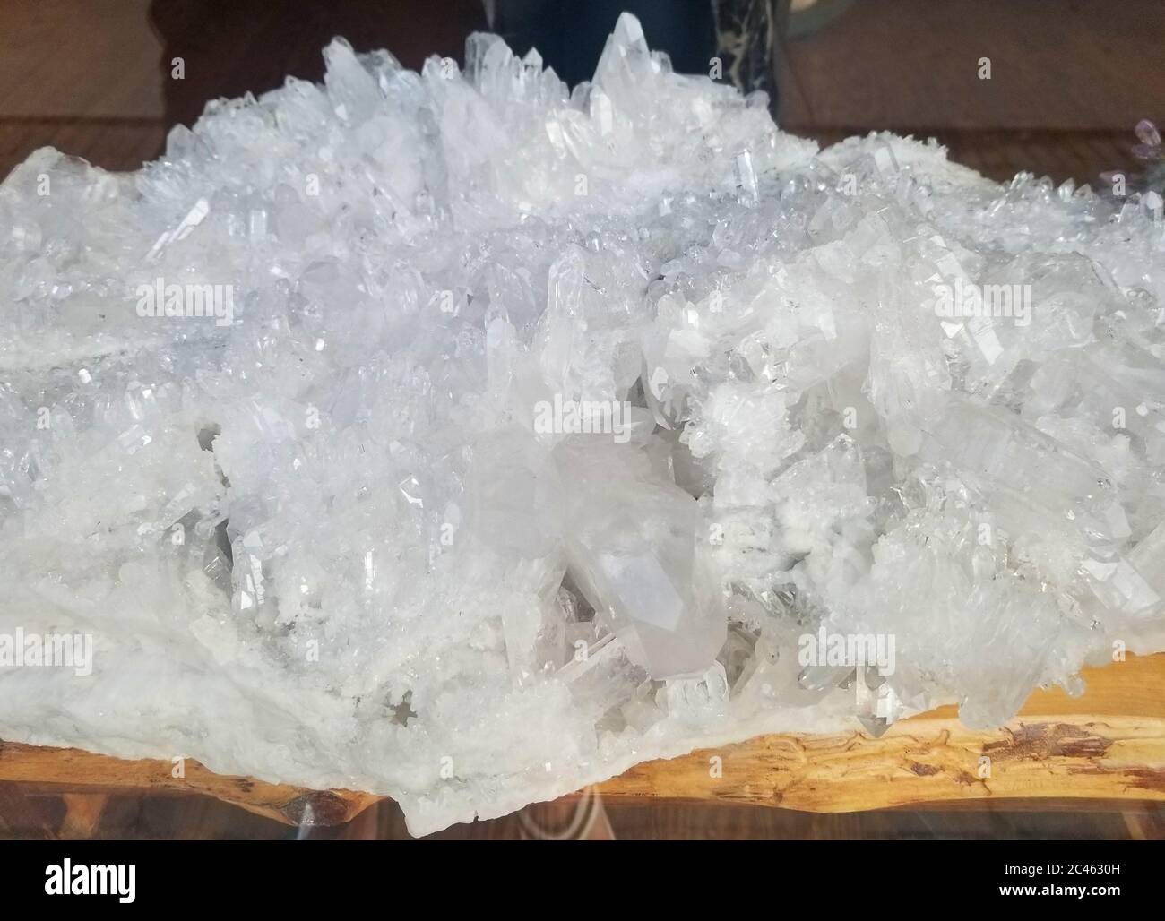 Wooden display hi-res stock photography and images - Alamy