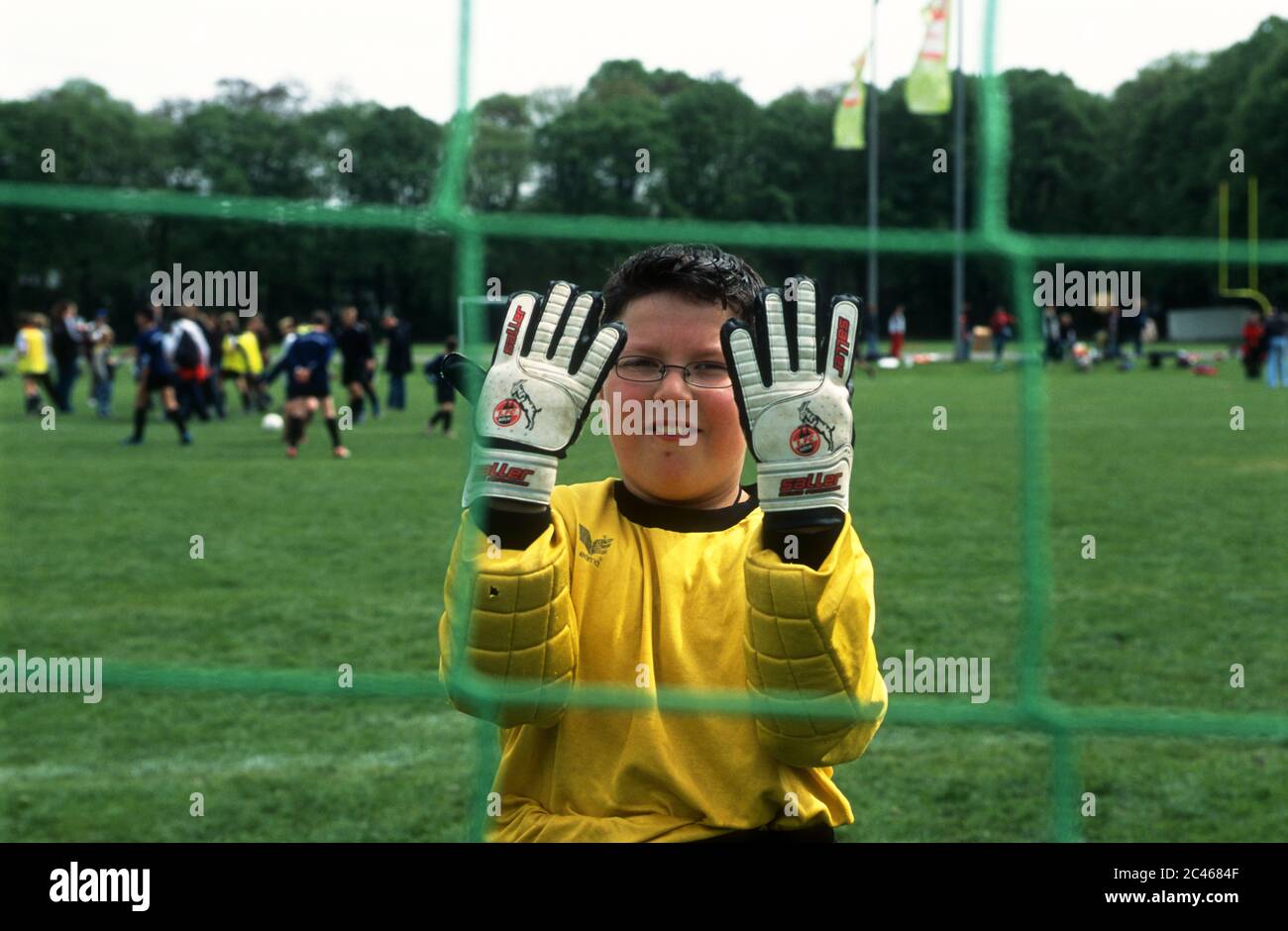 Koln fc gloves hi-res stock photography and images - Alamy