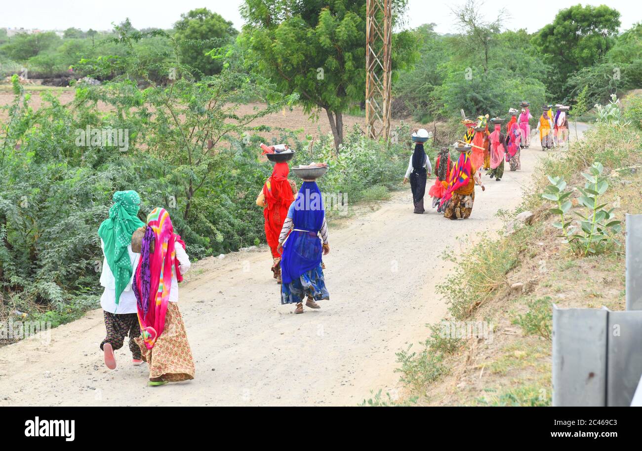 Mgnrega hi-res stock photography and images - Alamy