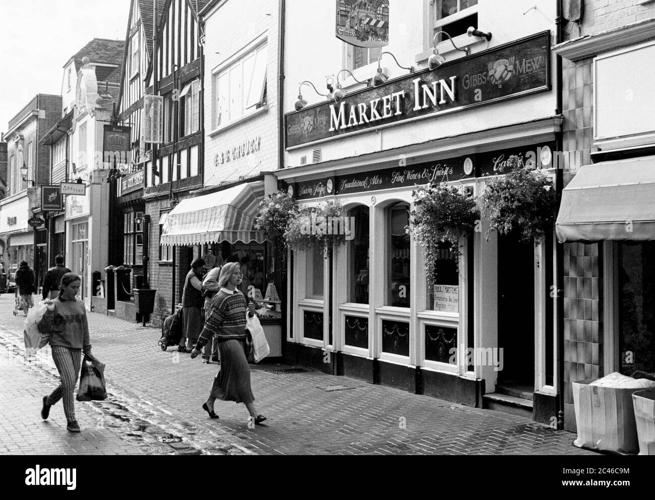 Inn pub closed Black and White Stock Photos & Images - Alamy