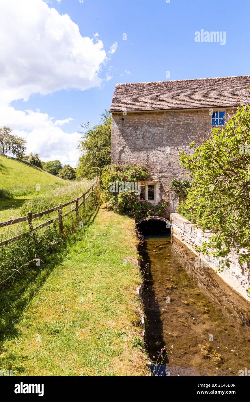 Valley of the roses hi-res stock photography and images - Alamy
