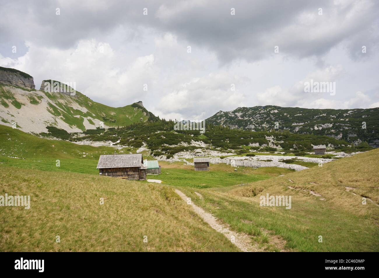 Breathtaking scene of the iconic Alps in Austria Stock Photo - Alamy