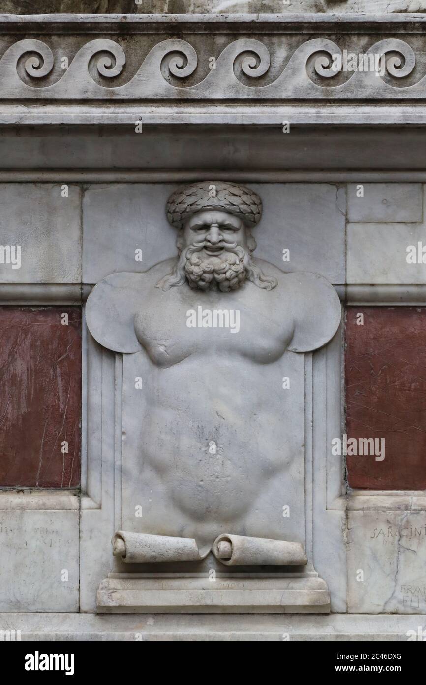 Medieval architecture in the arab world hi-res stock photography and ...