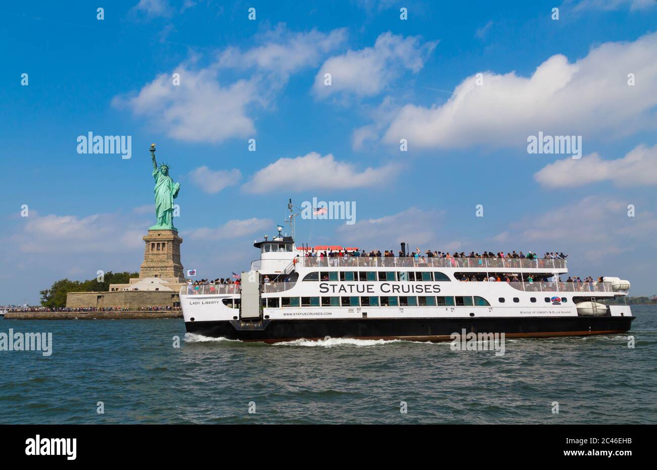 Statue cruises hi-res stock photography and images - Alamy