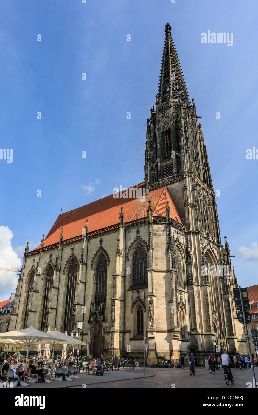 Places to visit in germany hi-res stock photography and images - Alamy