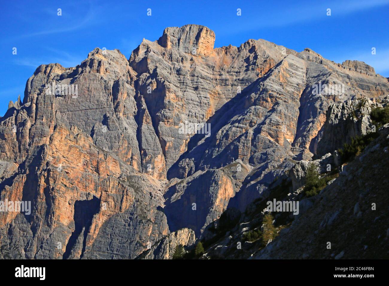 Dolomite cliffs hi-res stock photography and images - Alamy
