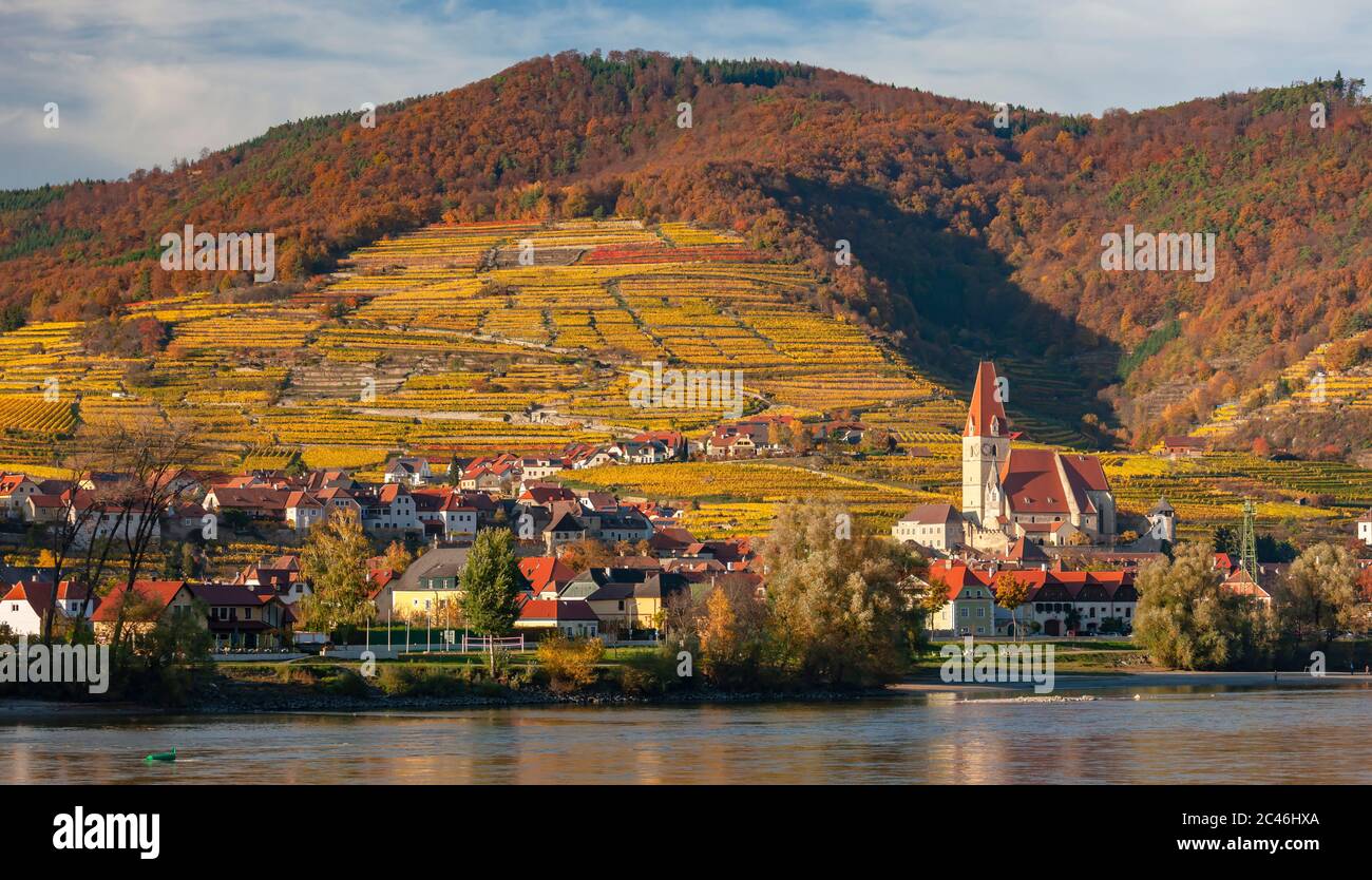 Spitz the danube hi-res stock photography and images - Alamy