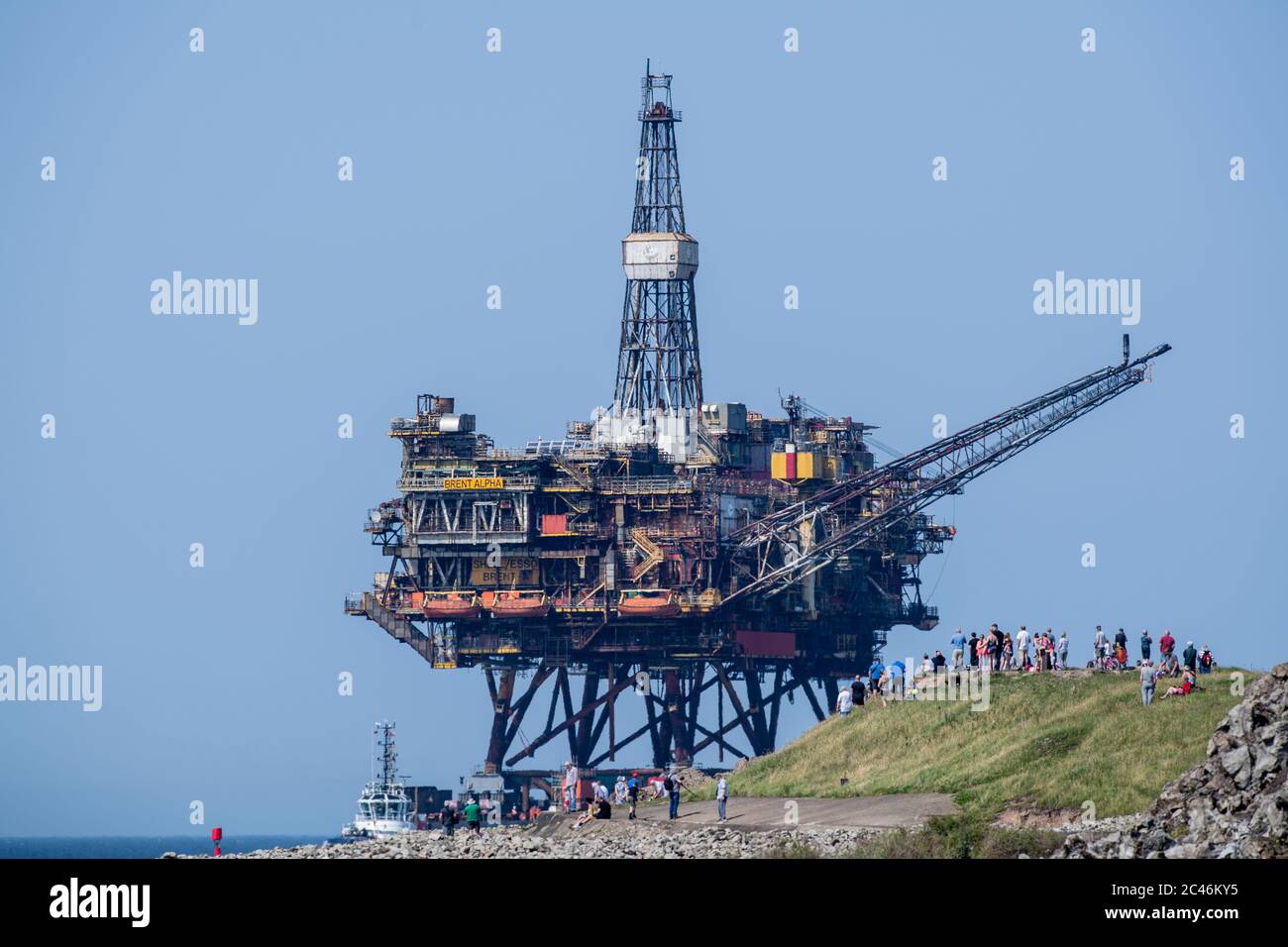 Shell uk north sea rig hi-res stock photography and images - Alamy