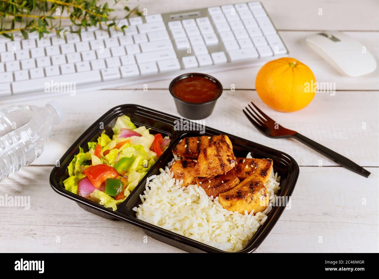 Ordering lunch from menu hi-res stock photography and images - Alamy