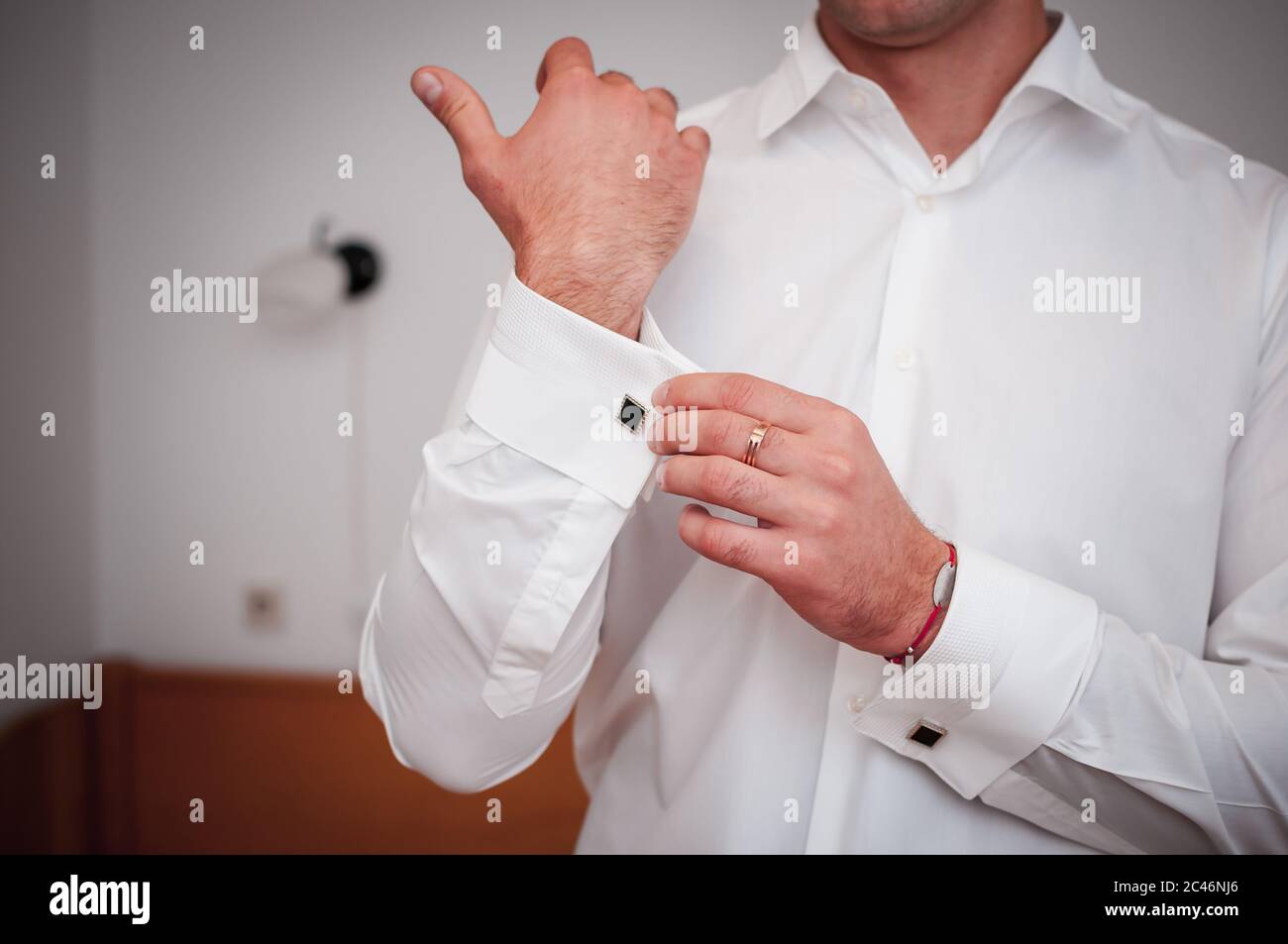 Hand fastening ceremony hi-res stock photography and images - Alamy