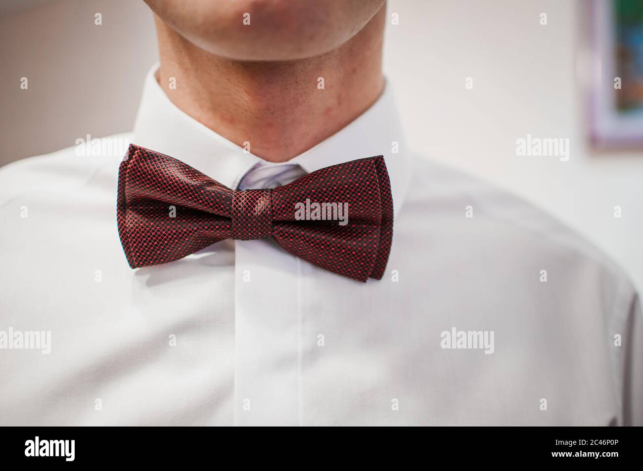 Red bowtie hi-res stock photography and images - Alamy