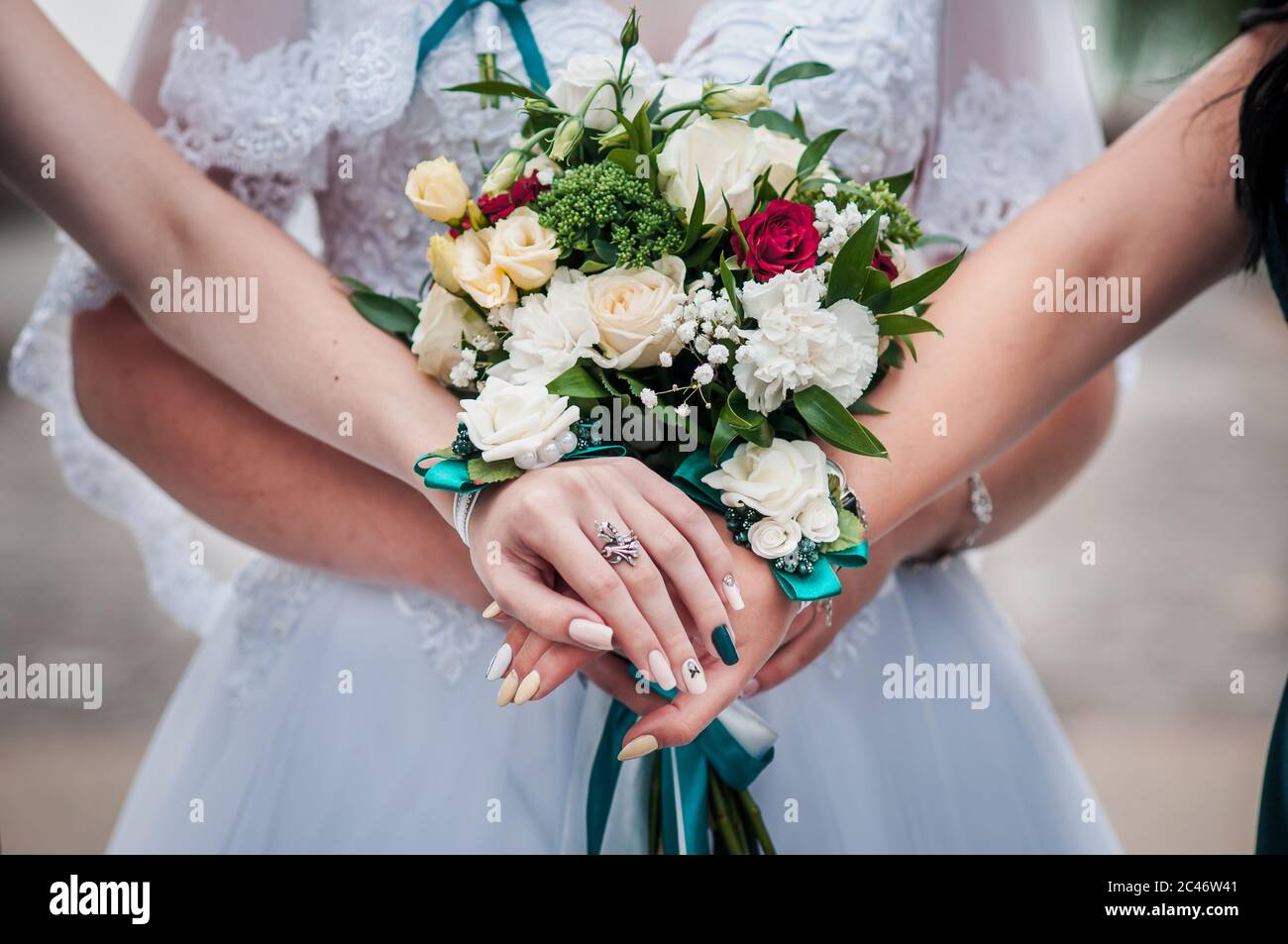 Flowers in girls hands hi-res stock photography and images - Alamy