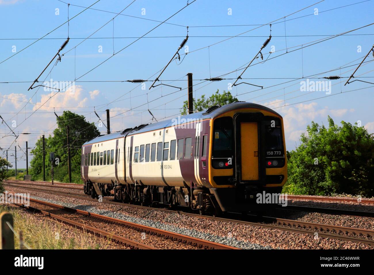 158 773 EMR Regional, East Midlands train, Newark on Trent ...