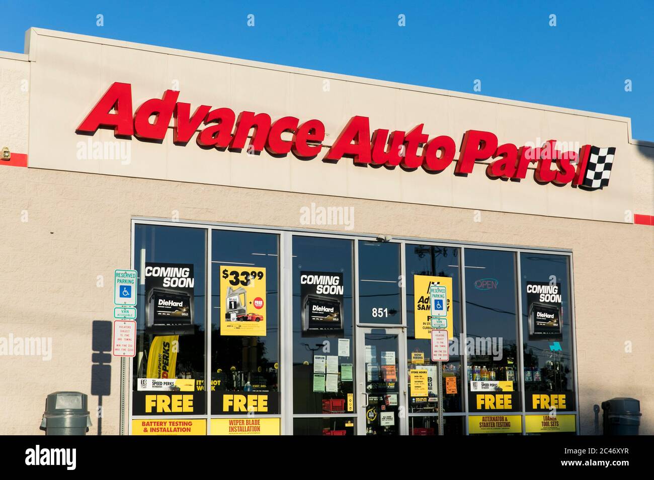 12 parts hi-res stock photography and images - Alamy