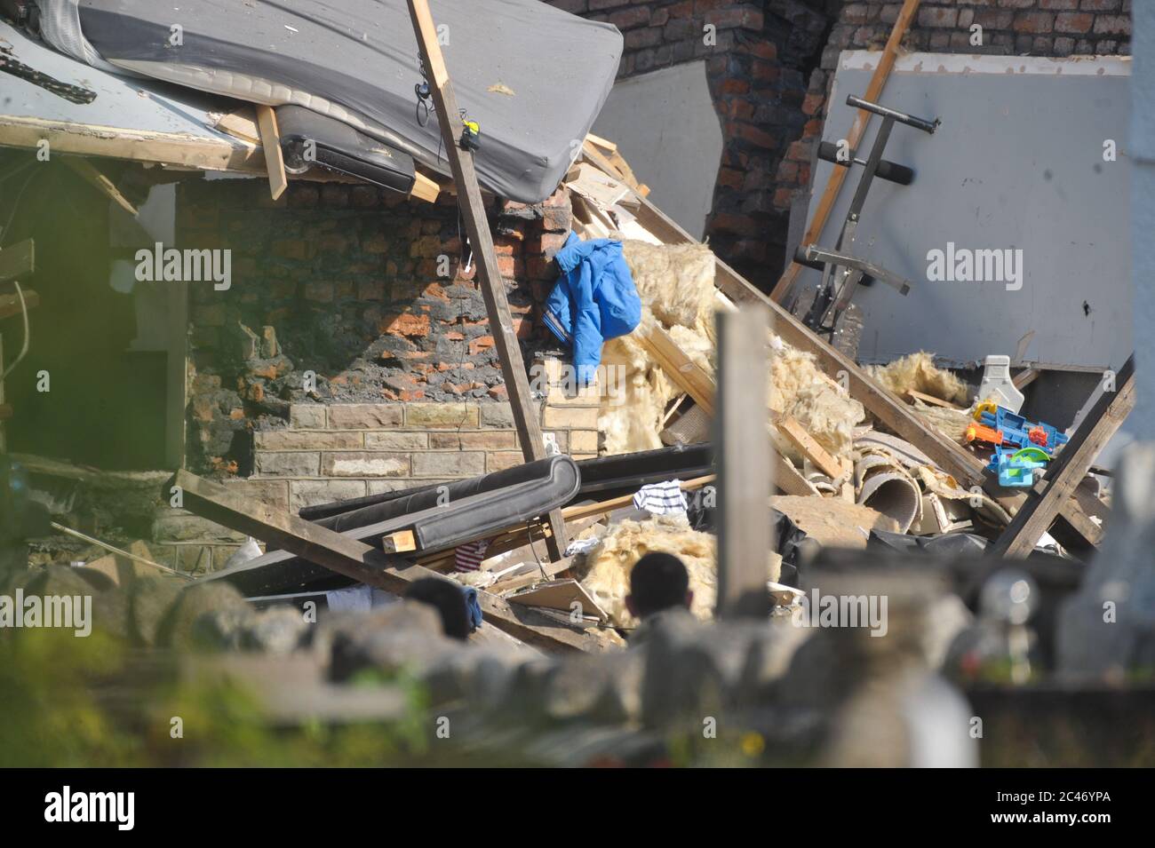 House destroyed by gas explosion hi-res stock photography and images ...