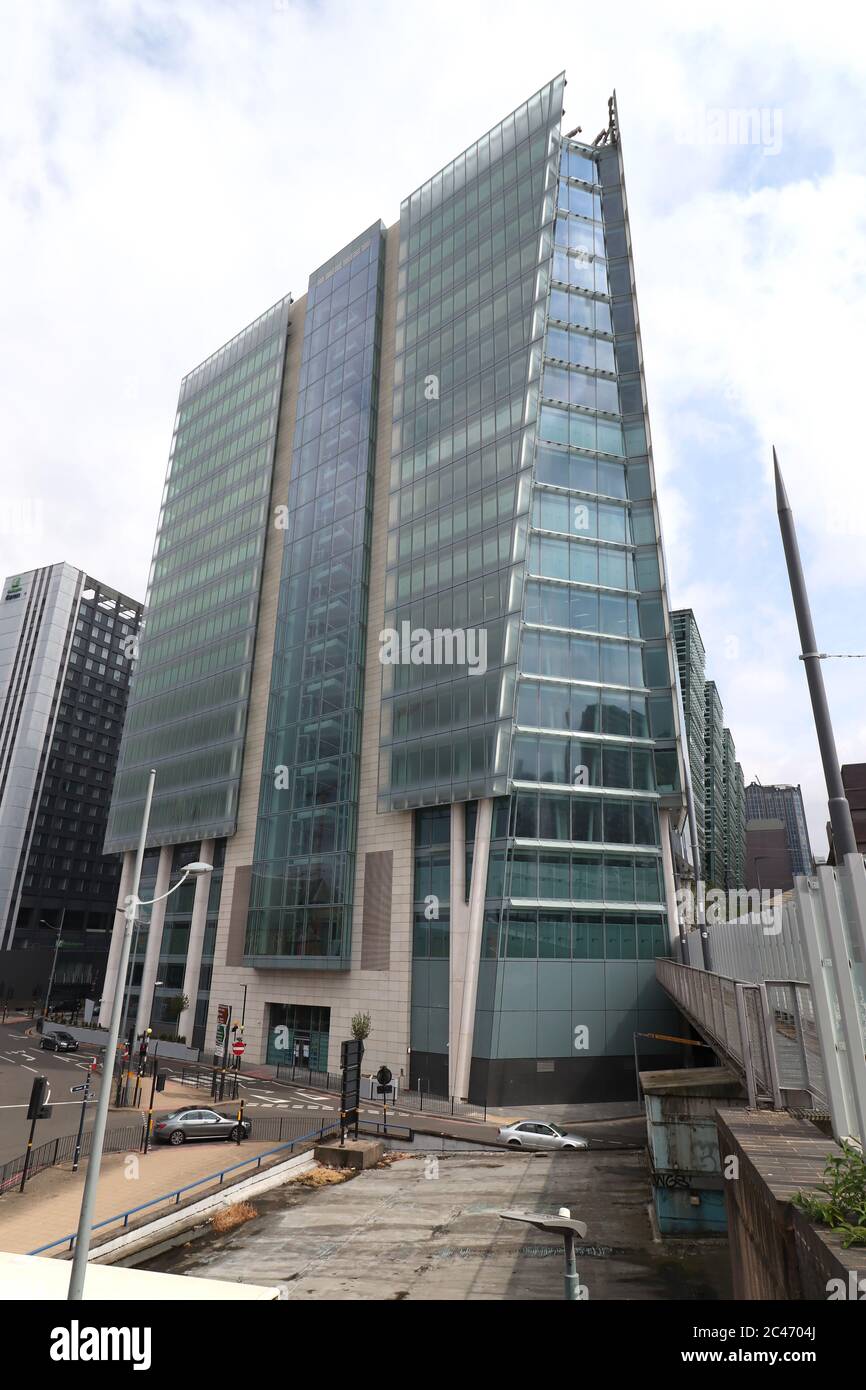 Number Three Snowhill completes the final phase of the development ...