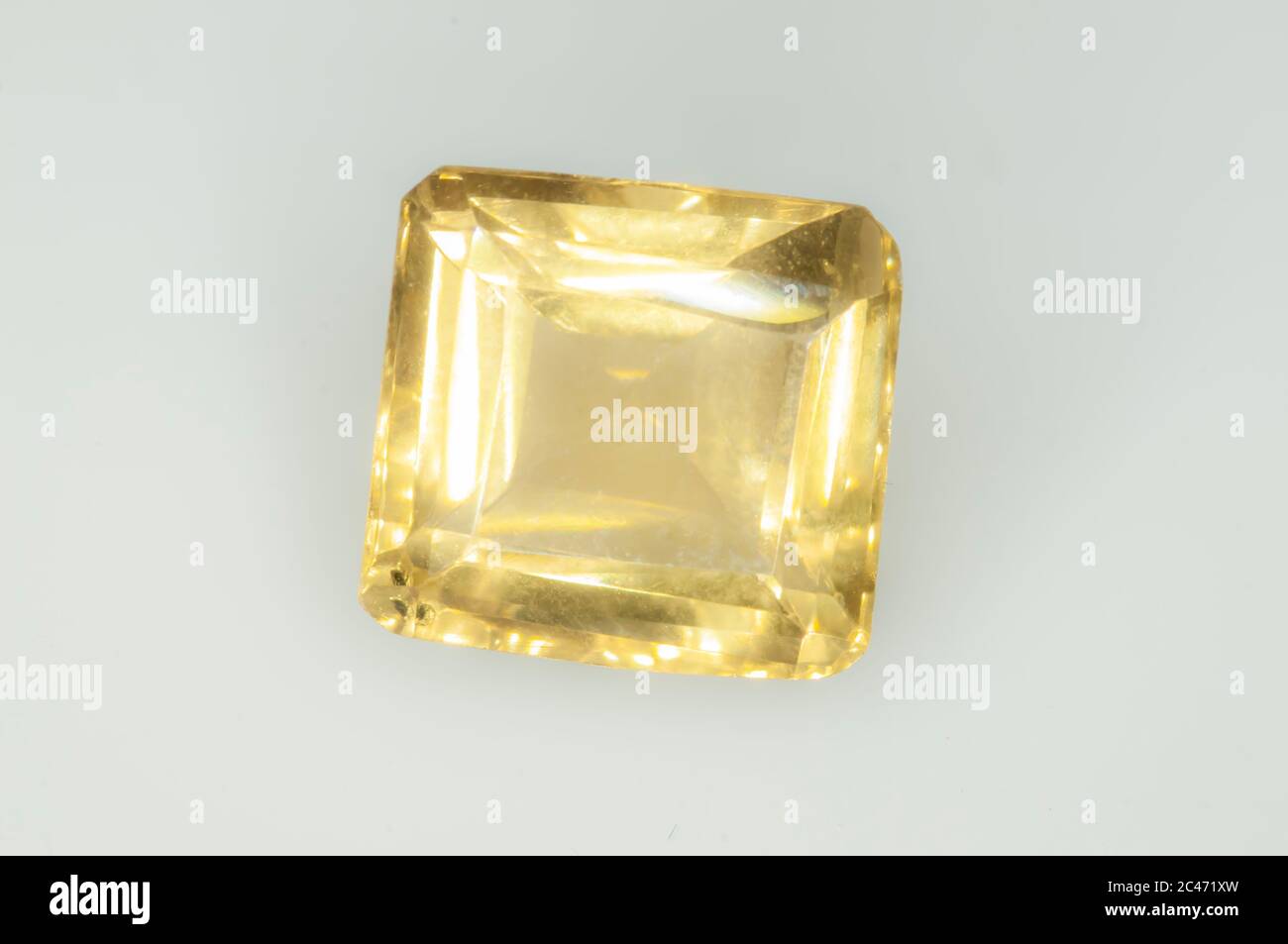 Citrine on white hi-res stock photography and images - Alamy