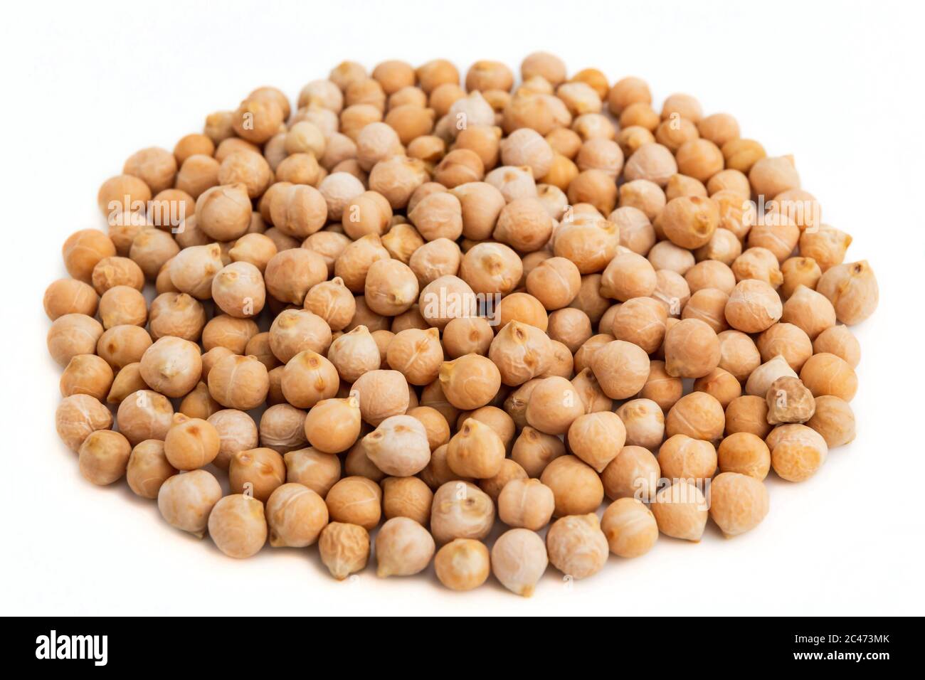 A pile of raw chick-pea on white background Stock Photo - Alamy