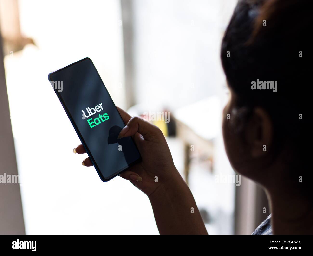 Uber eats app icon hi-res stock photography and images - Alamy