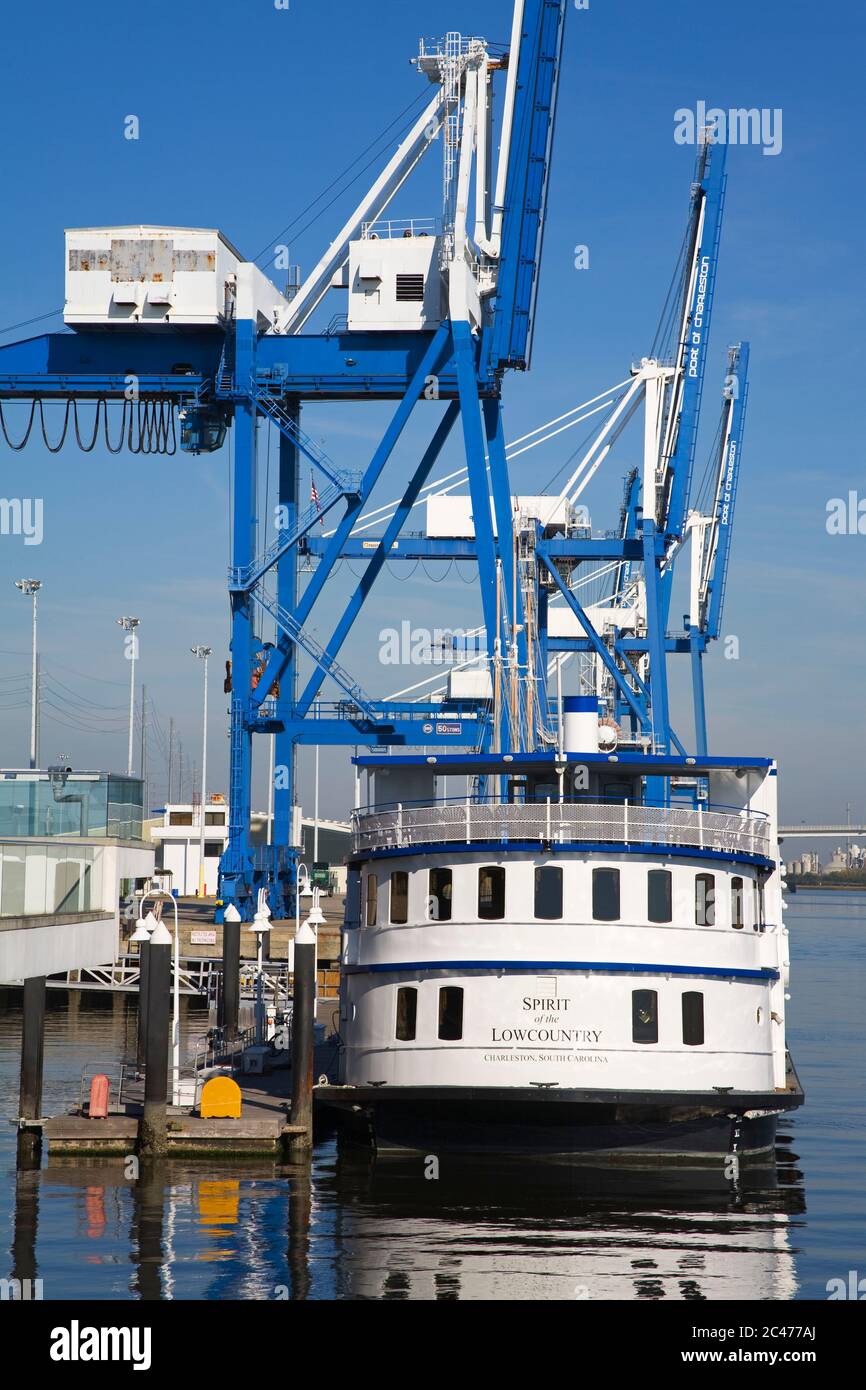 Container Port, Charleston, South Carolina, USA Stock Photo - Alamy