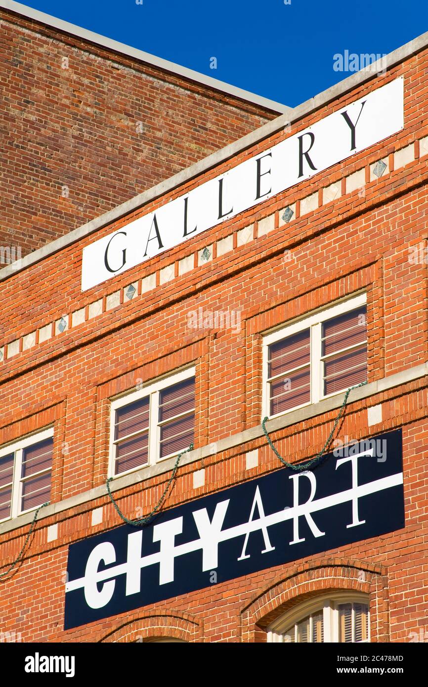 Lincoln gallery hi-res stock photography and images - Alamy