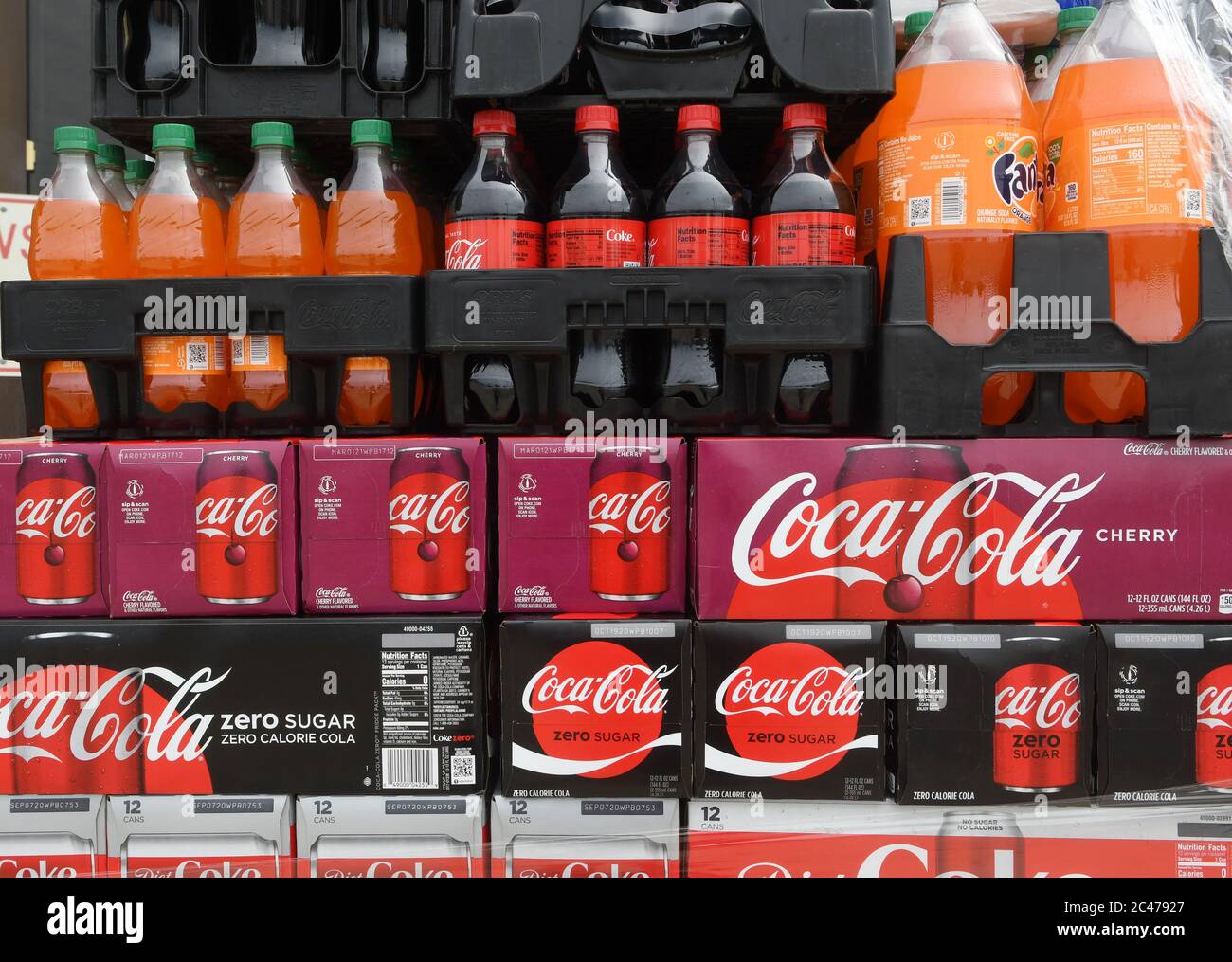 Coca cola products hi-res stock photography and images - Alamy