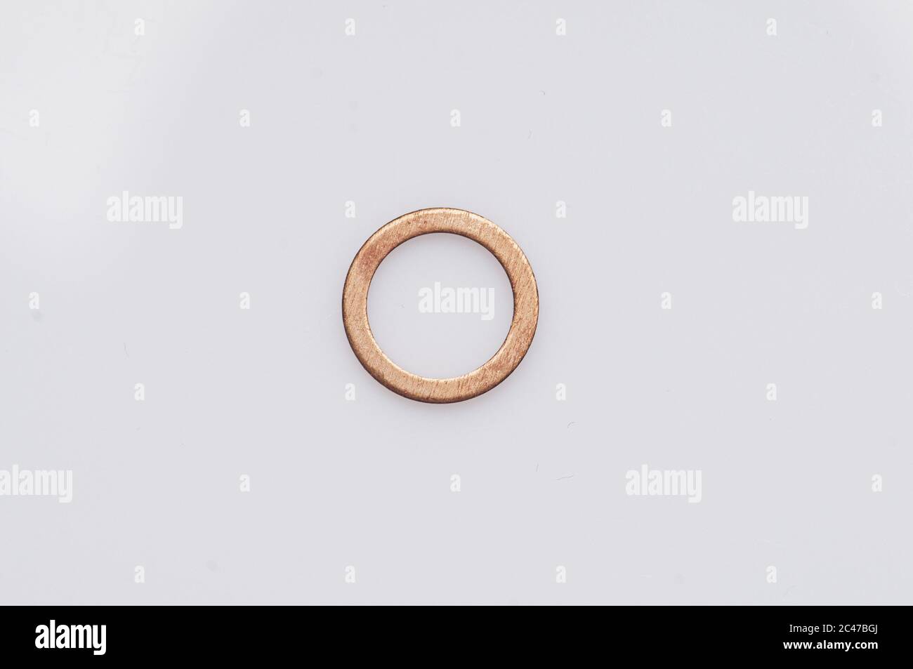 Copper ring hi-res stock photography and images - Alamy