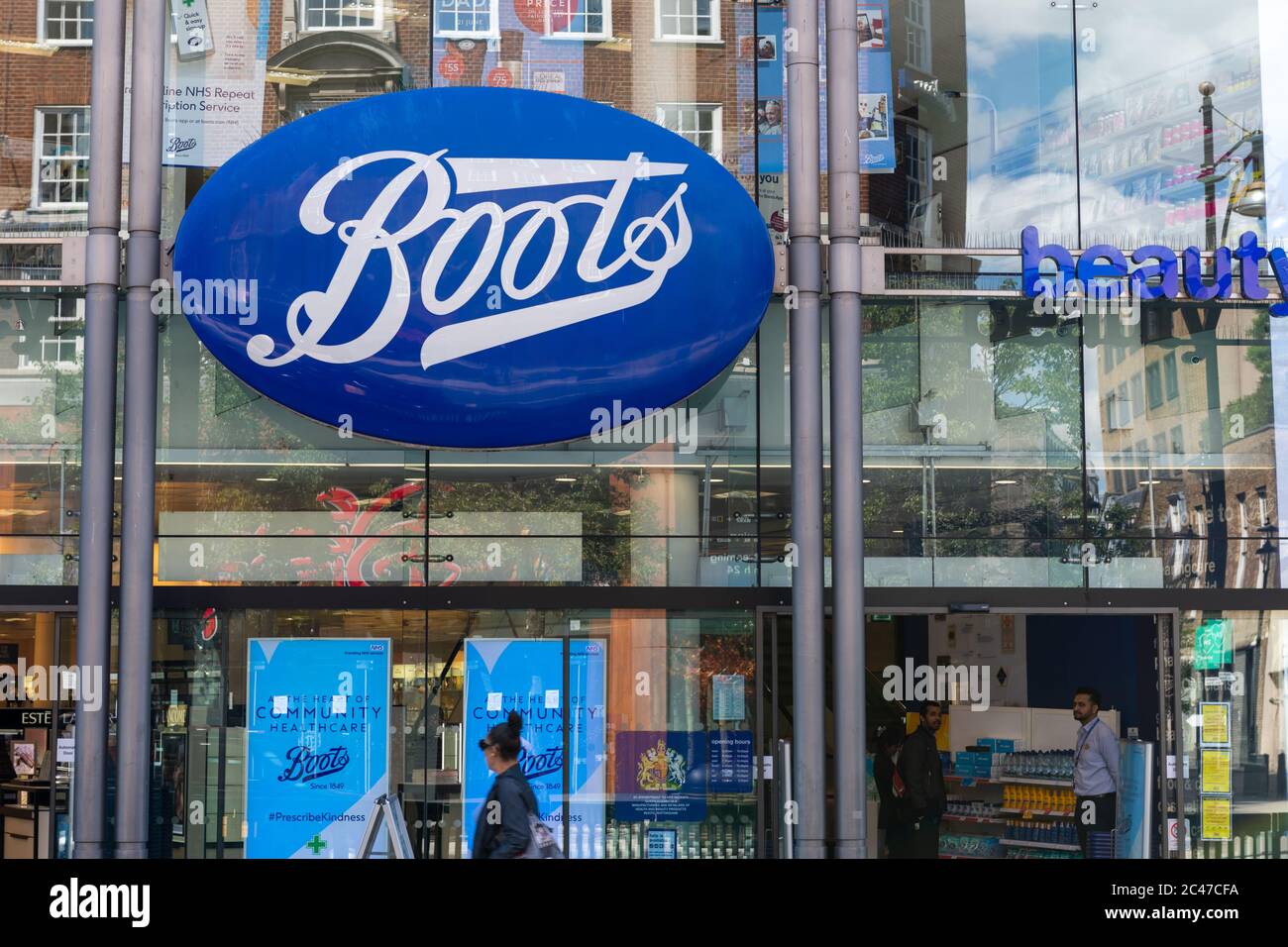 Boots shop logo hi-res stock photography and images - Alamy