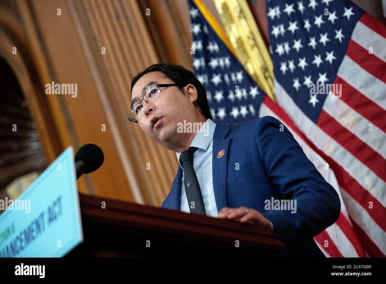 Andy kim hi-res stock photography and images - Alamy