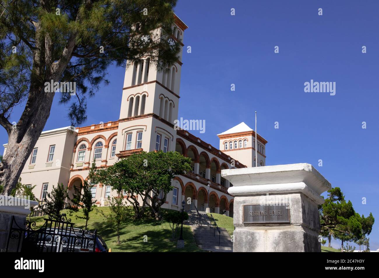 Hamilton parliament building hi-res stock photography and images - Alamy