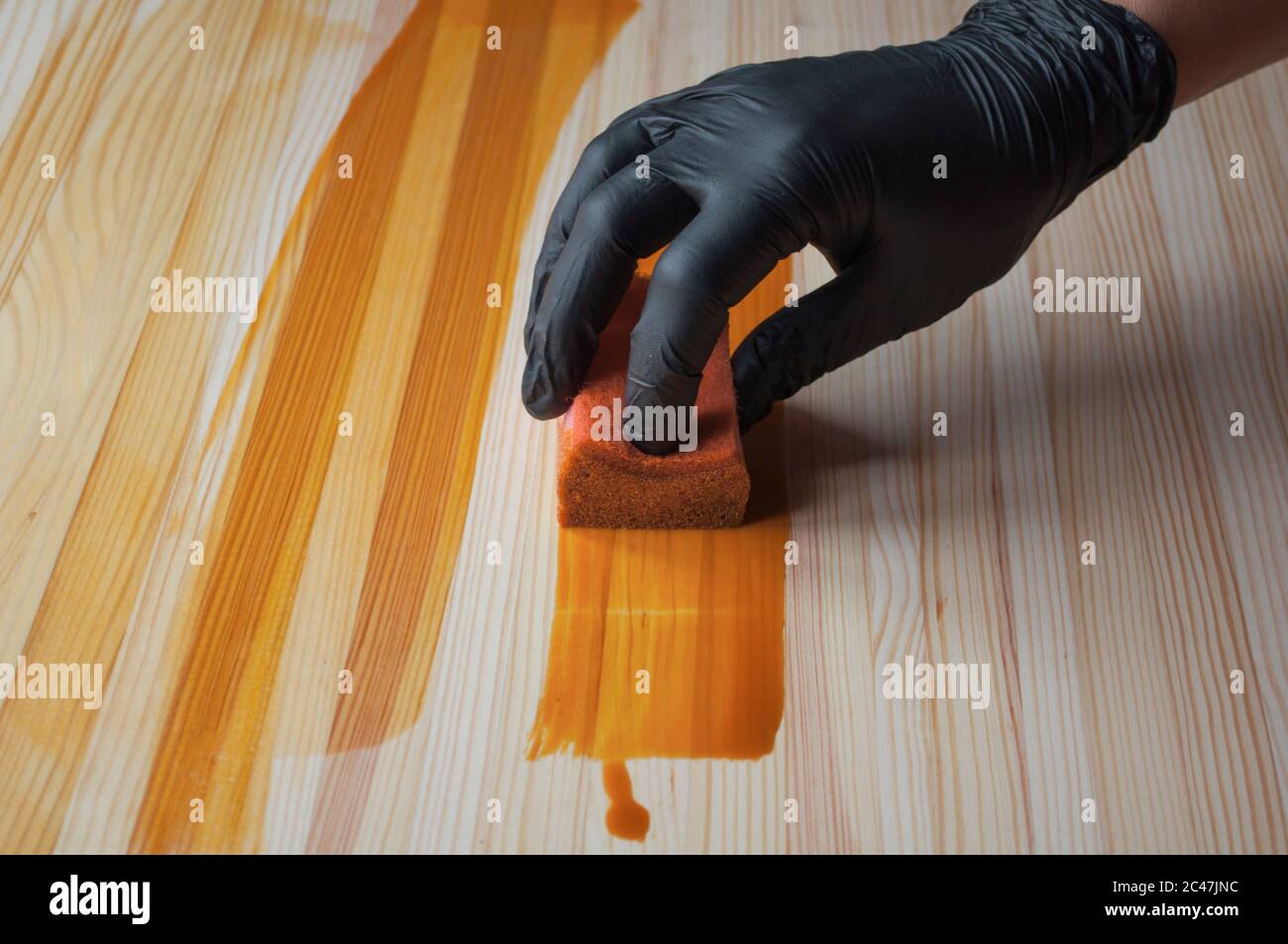 Sponge painting hi-res stock photography and images - Alamy