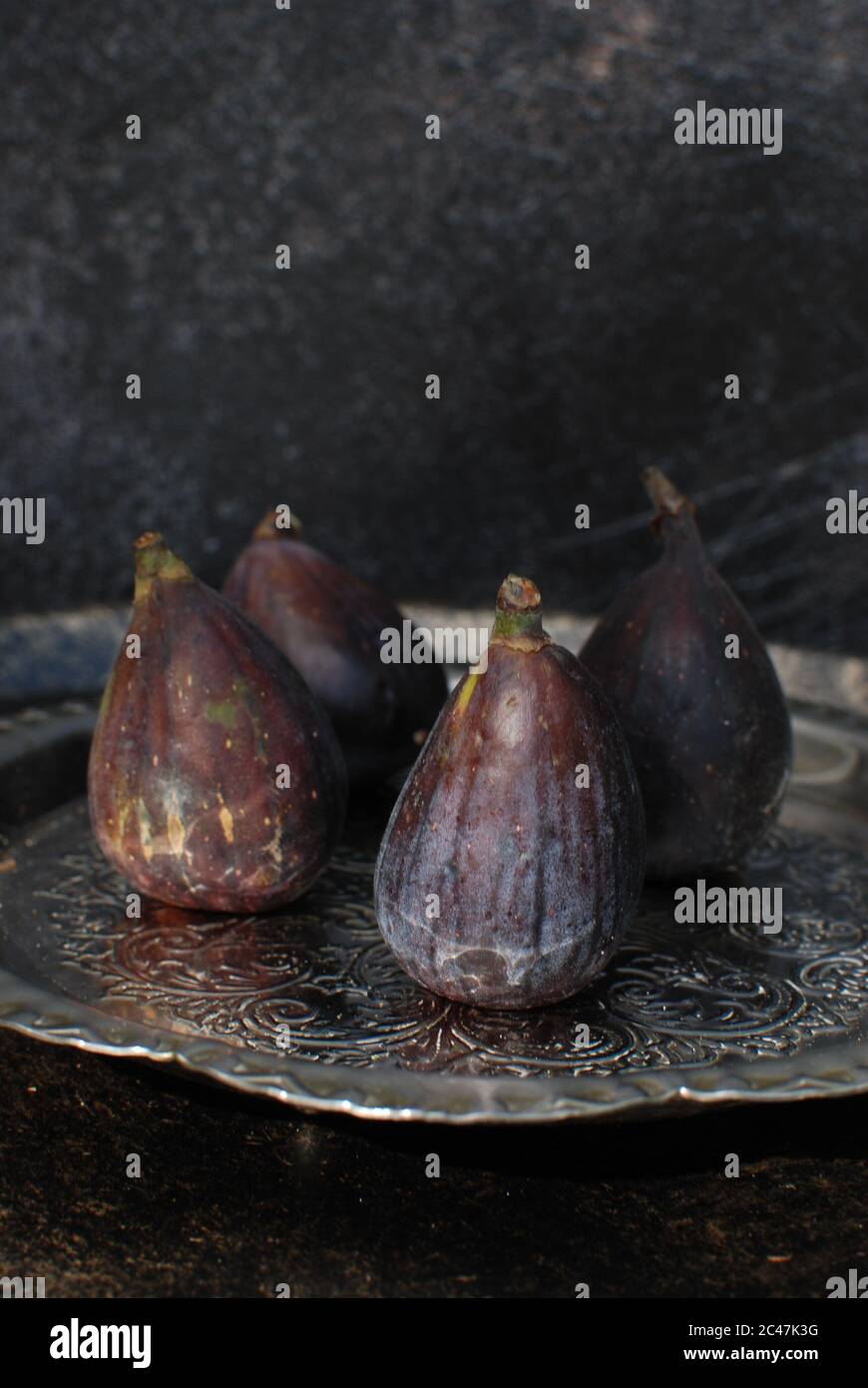 Still life figs Stock Photo - Alamy