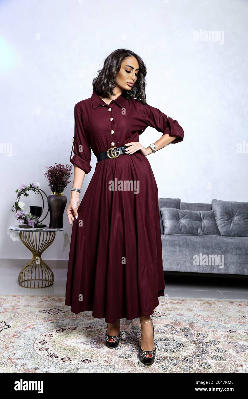 Arab Female Model in Arab Traditional Dress Stock Photo - Alamy